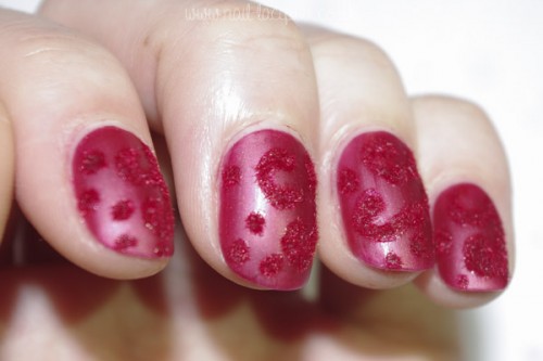 Flocking powder pattern - Nail Lacquer UK