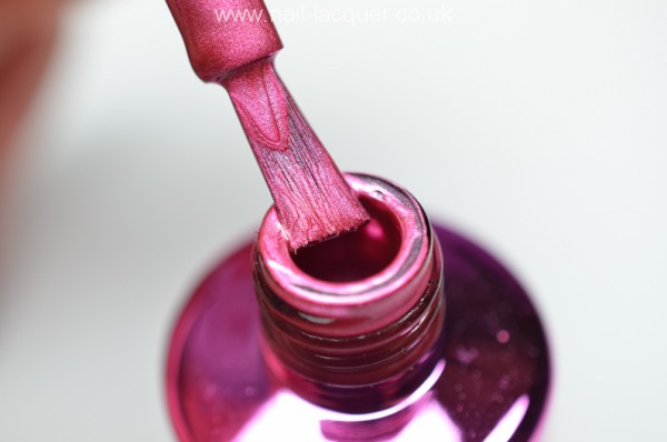 Models Own Colour Chrome swatches and review